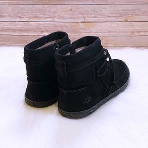 UGG | Shoes | Ugg Womens Reid Ankle Moccasin Black Booties | Poshmark